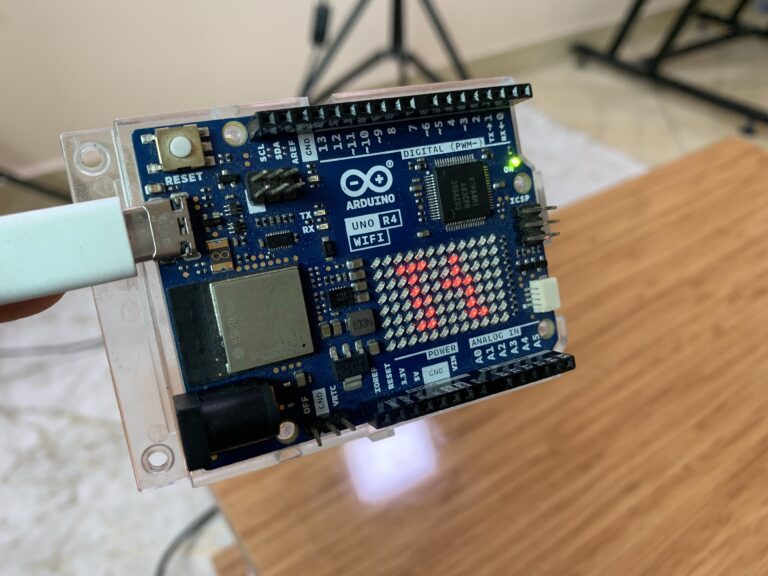 Arduino Uno R4 Wi-Fi: Complete Setup Guide - Upload Ideas with Itamar